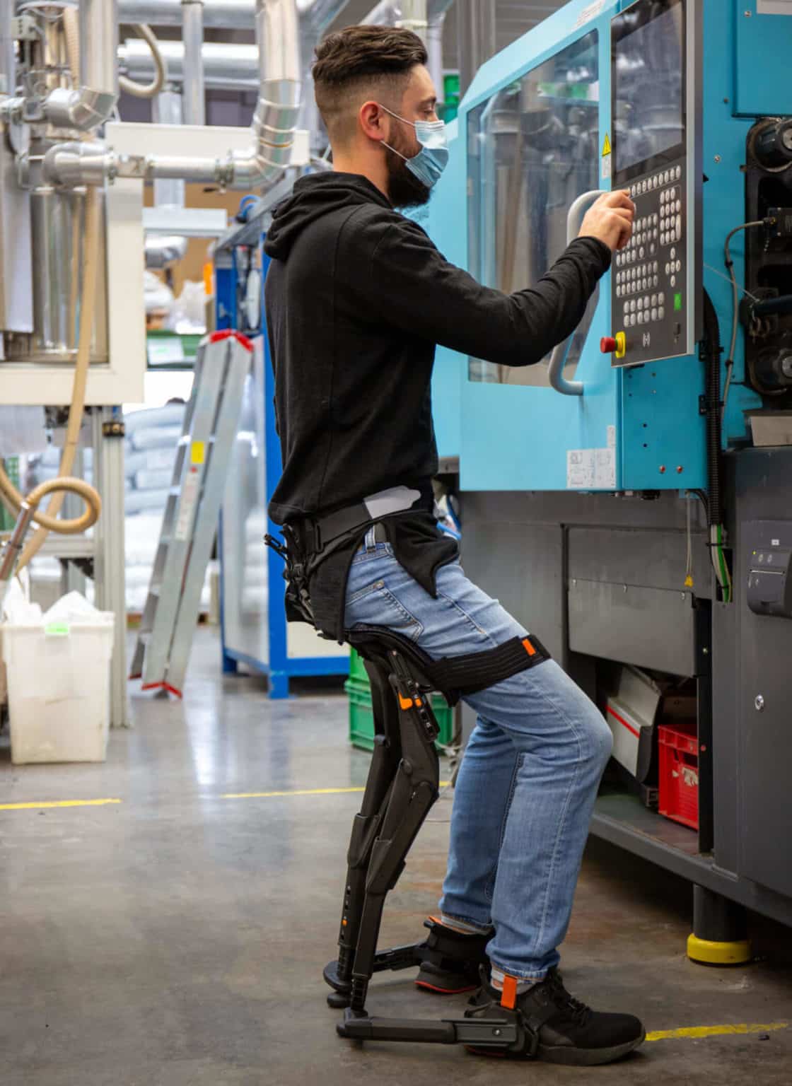 Noonee Chairless Chair 2.0: Mobile Seat Support For Industry