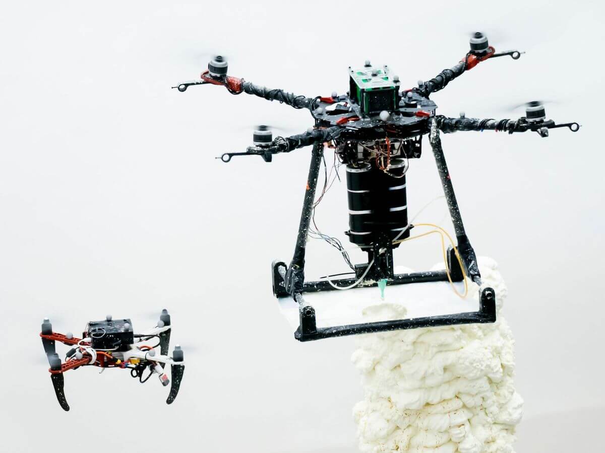 Flying Robots 3D Print Structures In Flight - October 18, 2022